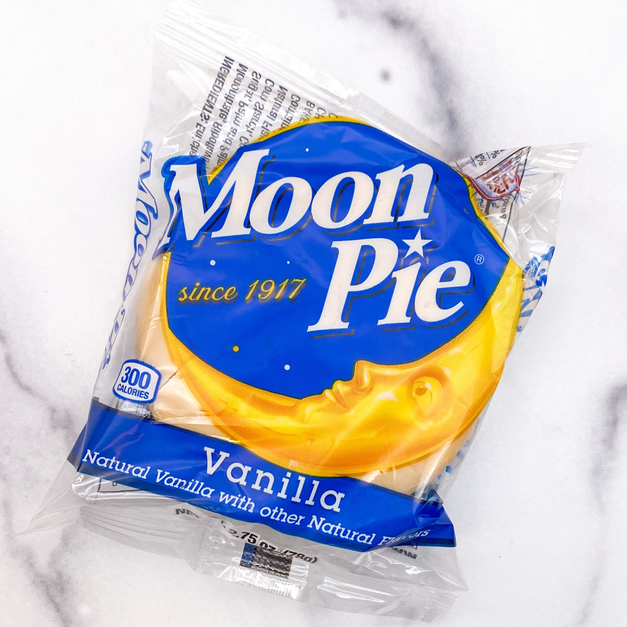 Moon Pie - Vanilla – Mister Ed's Elephant Museum & Candy Emporium